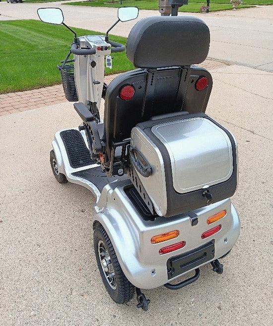 Gladiator 4-Wheel Mobility Scooter – Electric Mobility Lab LLC